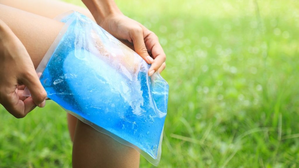 La compresa fría casera que te ayuda contra golpes y lesiones: solo ...