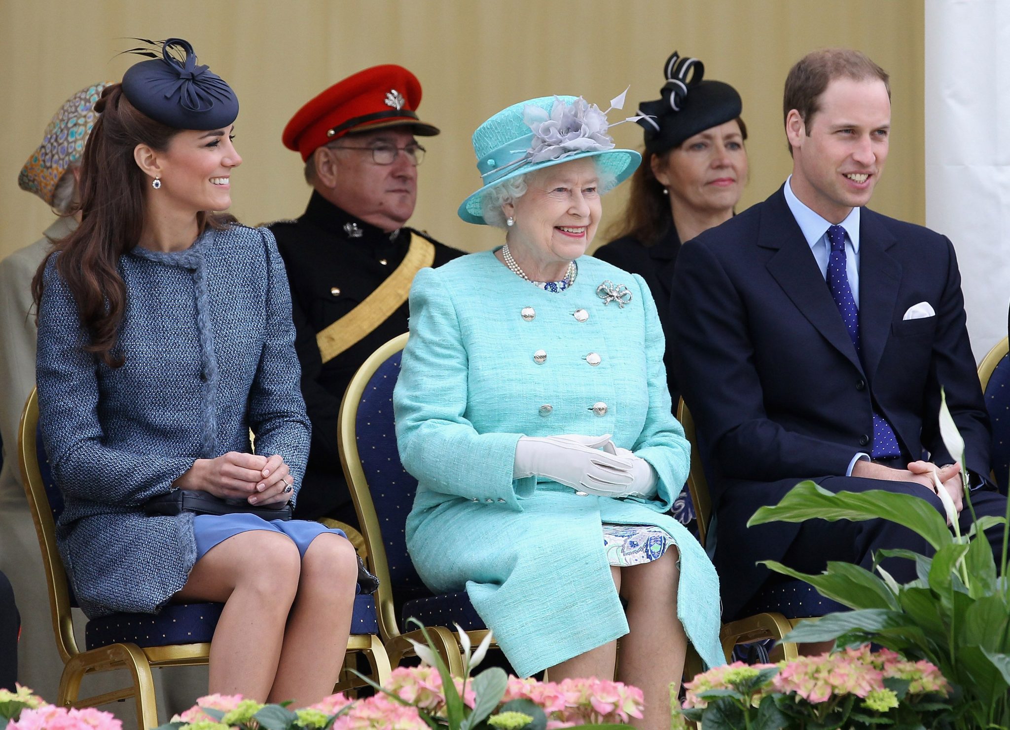 Isabel II aconsejó a Kate Middleton sobre cómo lidiar con “maridos ...